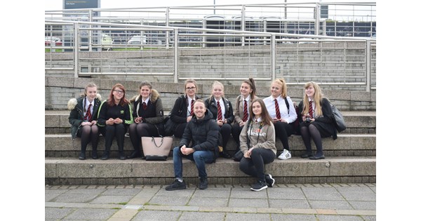 Art students visit Newcastle | Easington Academy